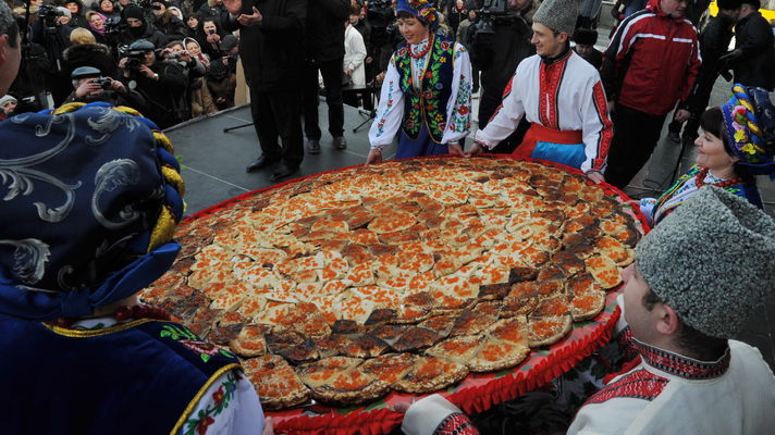 Maslenitsa or Pancake week in Ukraine | Maslenitsa Food | Maslenitsa Blini